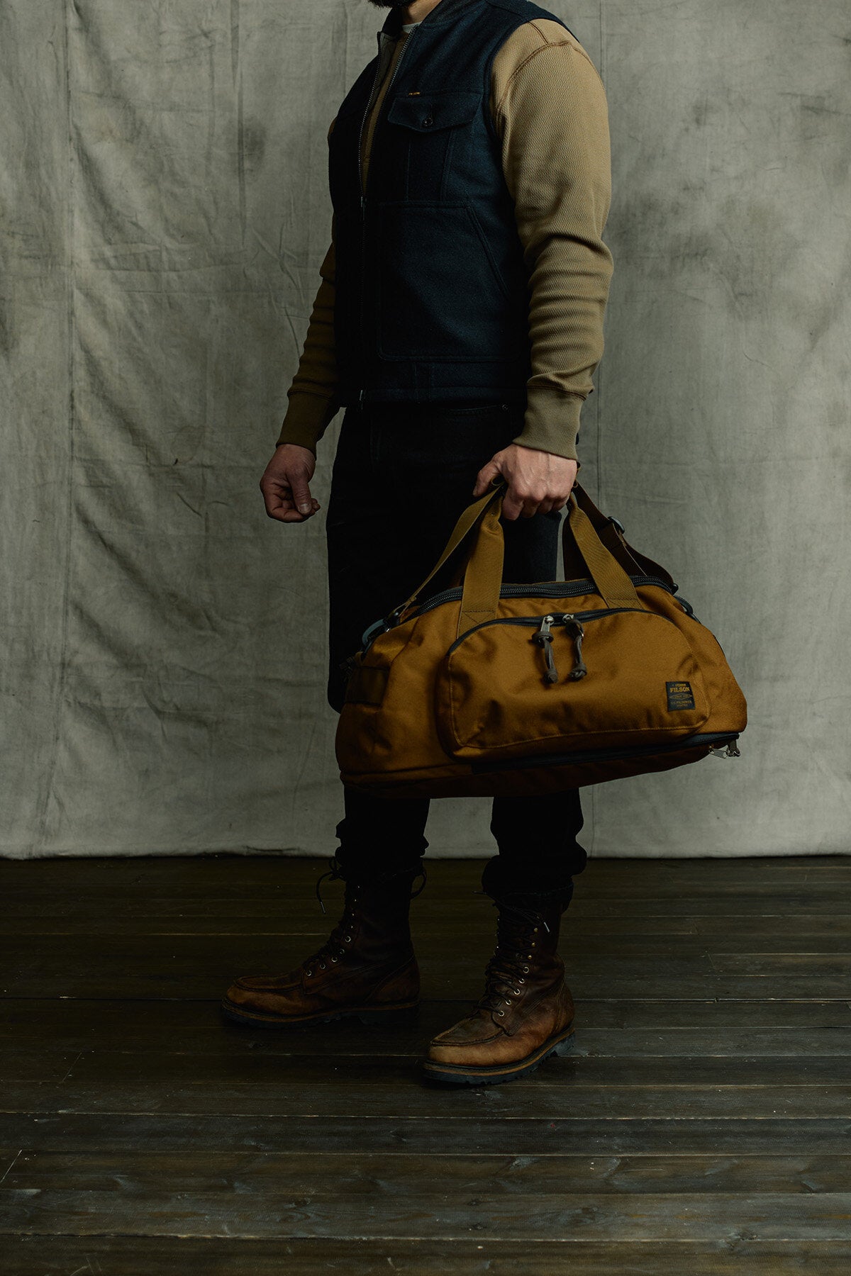 DRYDEN DUFFLE PACK Whiskey by Filson Man | Men | WP Store