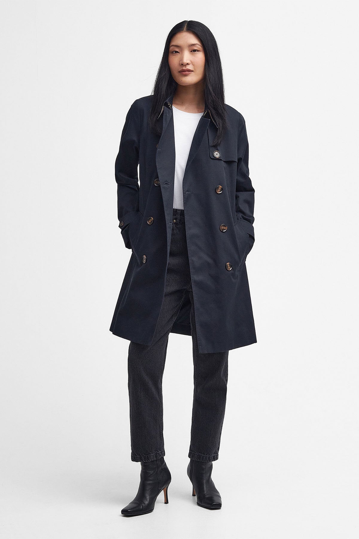 Short Greta Showerproof Jacket Dk navy/primrose hes by Barbour Lady ...