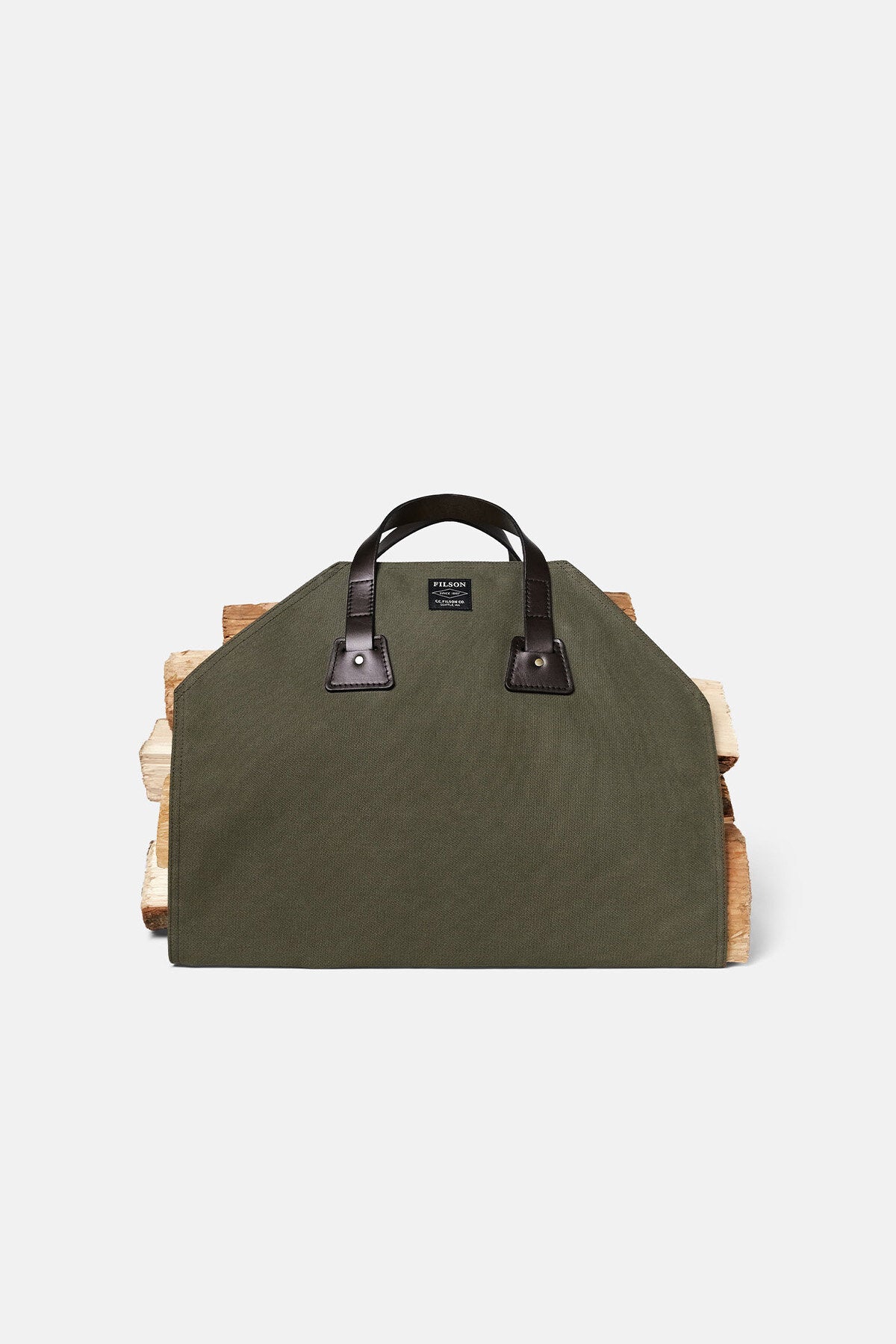 RUGGED TWILL LOG CARRIER Otter green by Filson Man | Men | WP Store