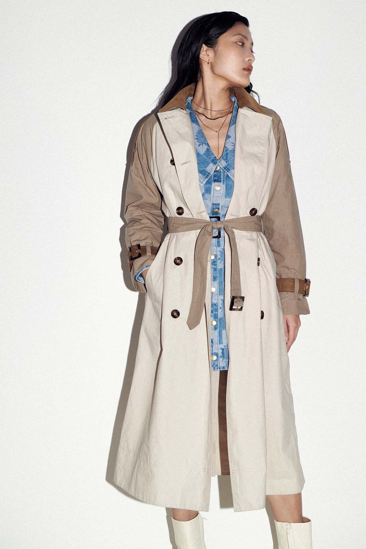 Ingleby Showerproof Trench Coat Oatmeal/summer navy by Barbour Lady ...